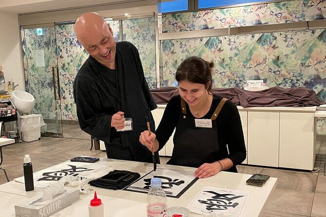 Osaka Calligraphy Experience - Accessibility and Practicalities