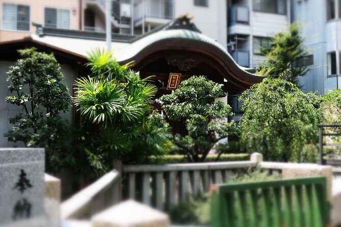 Osaka Castle and a visit to the longest shopping street in Japan - Frequently Asked Questions