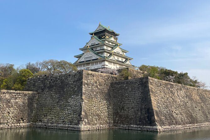 Osaka Castle Tower Guided Tour in 90 Minutes - Group Tour - The Experience in Detail