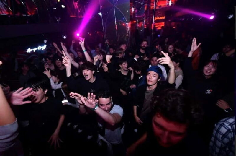 Osaka: CHEVAL All-You-Can-Drink Ticket & VIP(For Foreign) - The Location and Whats Nearby