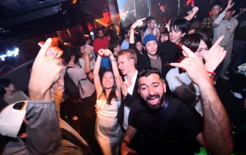 Osaka: CHEVAL All-You-Can-Drink Ticket & VIP(For Foreign) - The VIP Experience: What to Expect