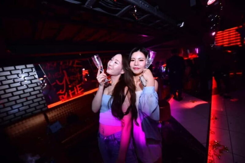 Osaka: CHEVAL All-You-Can-Drink Ticket & VIP(For Foreign) - What Makes This Experience Valuable?