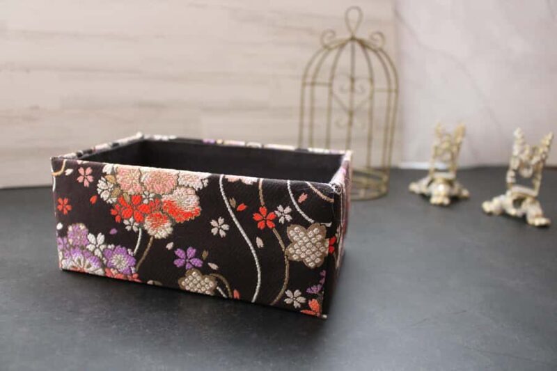 Osaka city: Japanese Cartonnage Box-Making Workshop - Analyzing the Value