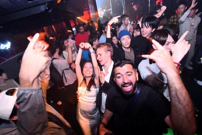 Osaka Dotonbori: CHEVAL Nightclub Ticket & Drinks (Foreign Only) - Key Points