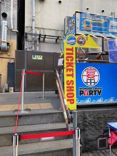 Osaka: Dotonbori District River Cruise with Drink Discount - Key Points