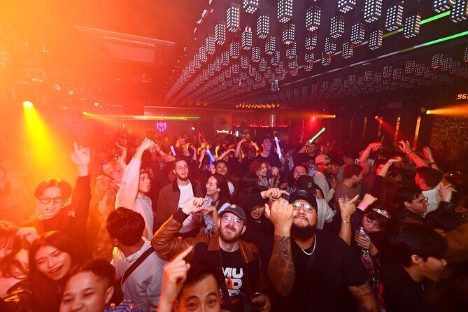 Osaka Dotonbori: GIRAFFE Nightclub Admission Ticket (For Foreign) - The Itinerary: What to Expect