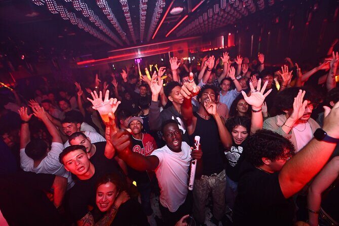 Osaka Dotonbori: GIRAFFE Nightclub Admission Ticket (For Foreign) - Detailed Breakdown of the Experience