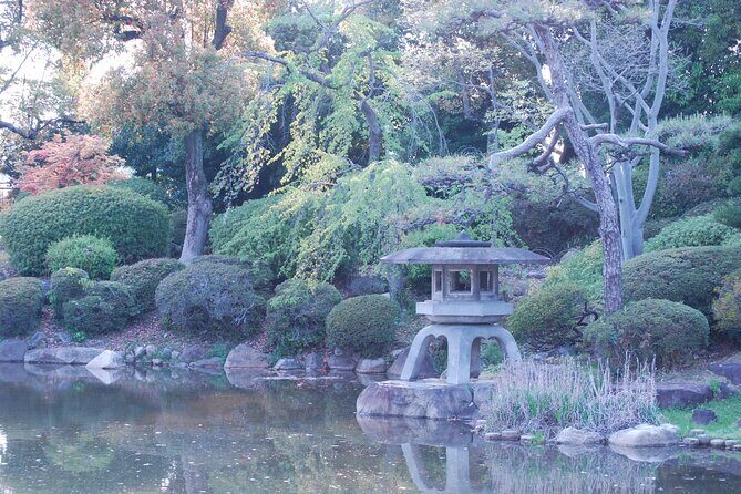 Osaka: Explore Osaka Castle Guided Tour - Key Points