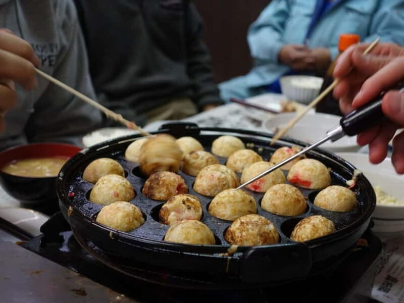 Osaka: Food Tour Kuromon Market & Dotonbori with Guide - The Itinerary: A Step-by-Step Flavor Journey