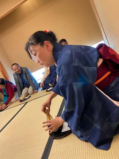 Osaka; Japanese Tea ceremony experience, Macha and Sencha - Duration, Group Size, and Logistics