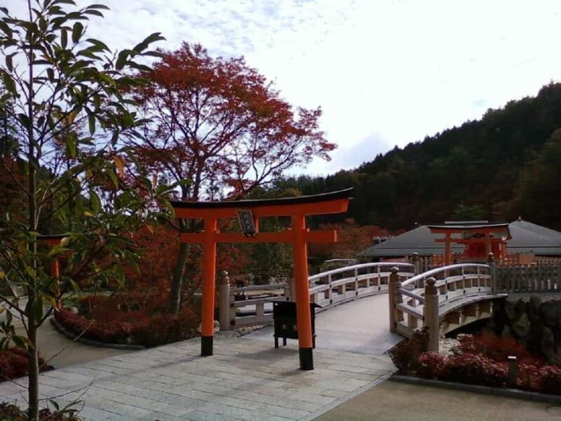 Osaka: Katsuoji Temple Guided Tour with Bus Transfer - FAQ