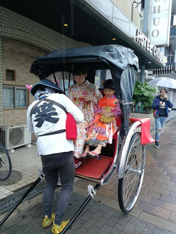 Osaka: Kimono Rental and Rickshaw Ride in Shinsekai - Practical Details and Tips