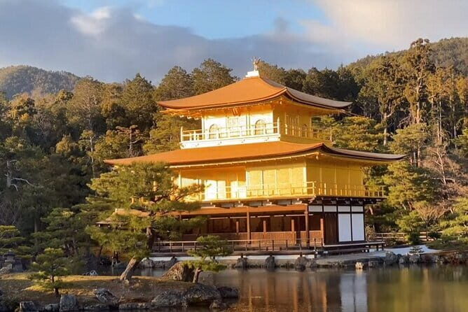 Osaka & Kyoto Highlights Tour with Traditional Kimono Experience - Kiyomizu Temple and the Historic Streets