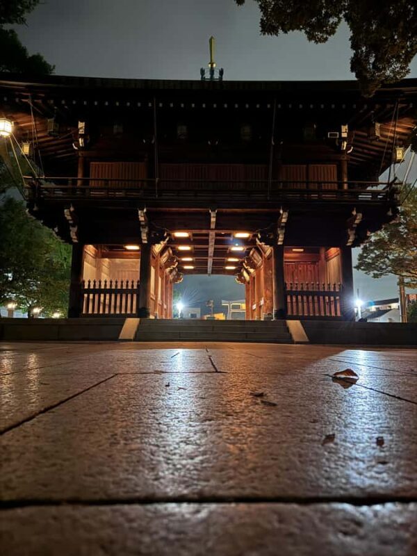 Osaka: Night view and Jinjya tour - An Authentic Nighttime Journey in Osaka