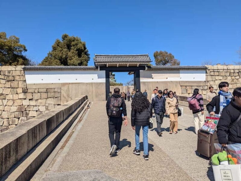 Osaka: Osaka Castle Guided Tour with Local Guide - How to Make the Most of Your Visit