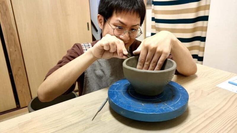 Osaka: Private Experience of Traditional Japanese Pottery - An In-Depth Look at the Osaka Pottery Experience