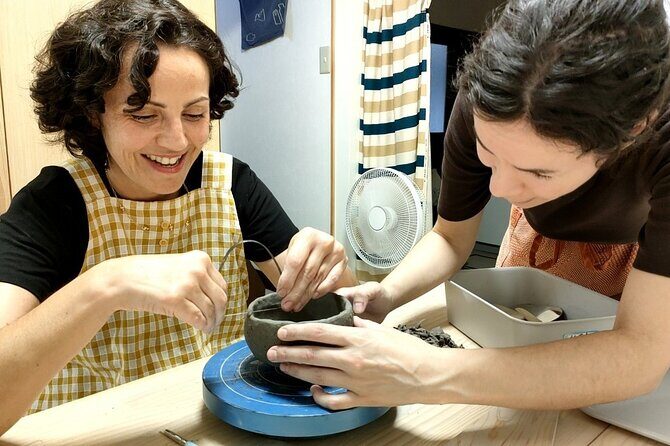 Osaka: Private Japanese Traditional Ceramics Experience - Key Points