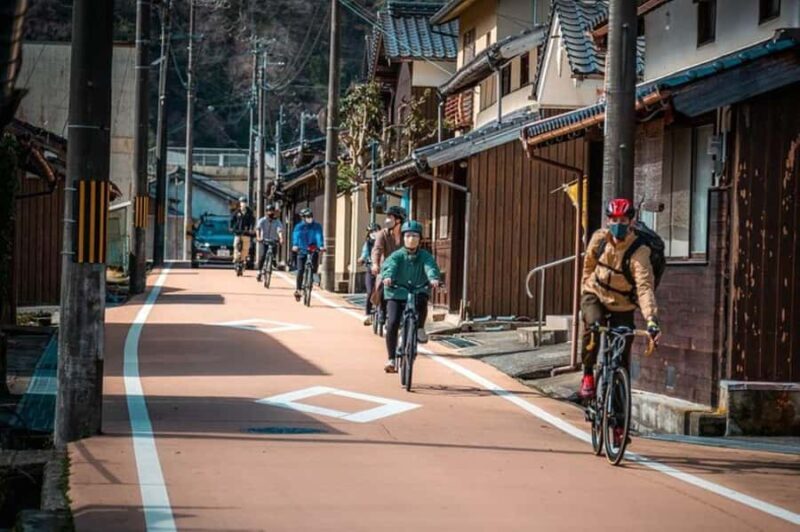 Osaka: Riverside E-Bike Tour with Coffee and Udon - Key Points