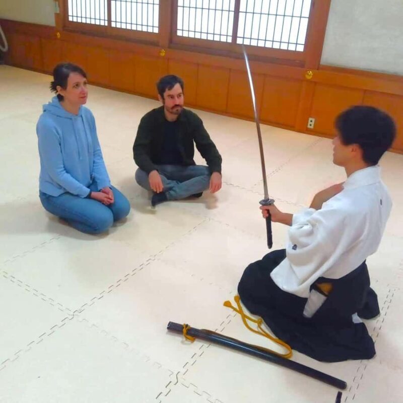 Osaka: Samurai Sword Experience at Historic Kzu Shrine - Key Points