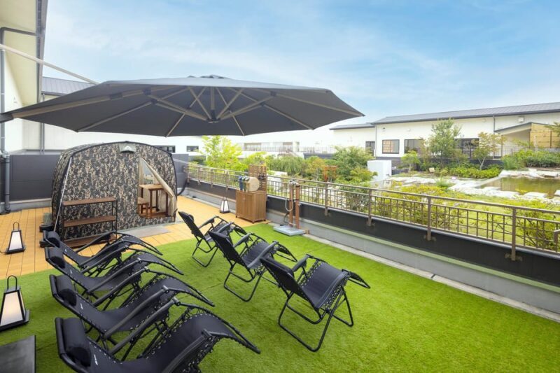 Osaka: Solaniwa Onsen Hot Spring Visit - What Is Solaniwa Onsen?