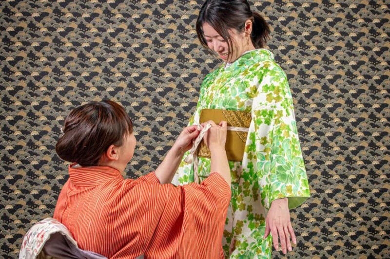 Osaka Sumo Show with Front-Row Seating & Wagyu Sukiyaki - FAQ