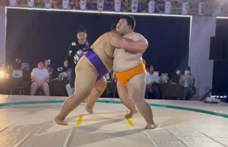 Osaka: Sumo Show with Halal Sukiyaki - Key Points