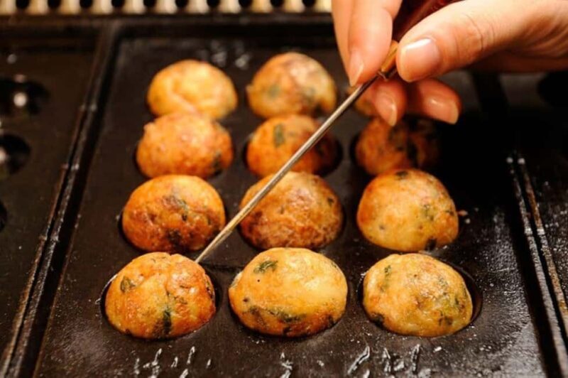 Osaka: Takoyaki Personalized Cooking and Tasting Experience - Key Points