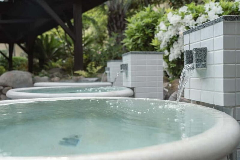 Osaka: Tennen Onsen Naniwa-no-Yu, the famous hot spring spa - Key Points