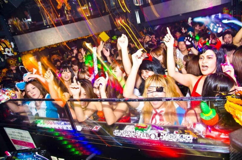 Osaka Umeda: OWL Nightclub Admission Ticket (For Foreign) - Key Points