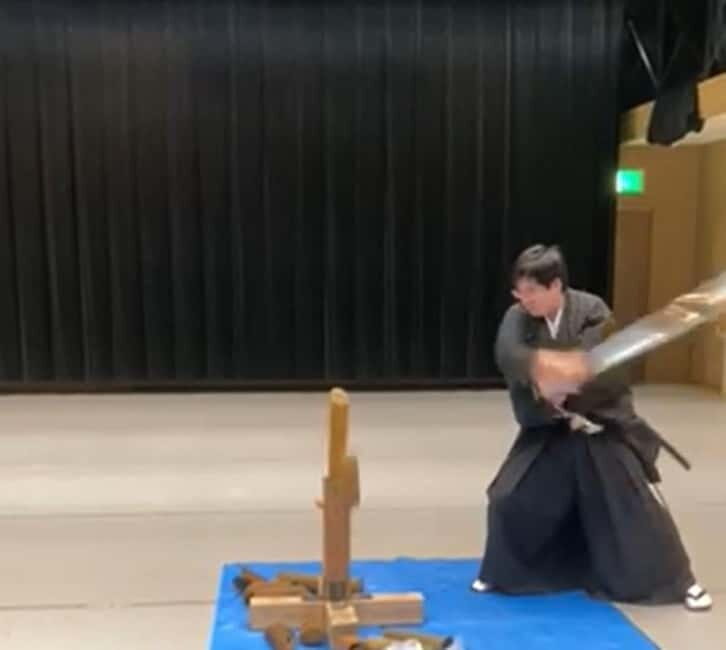 Osaka:Exclusive Samurai Experience with a National Champion! - Who Should Join?