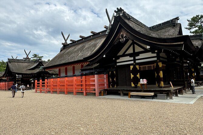 Osakas Hidden Gem: Sumiyoshi Taisha Shrine Tour in 90 Minutes - Frequently Asked Questions