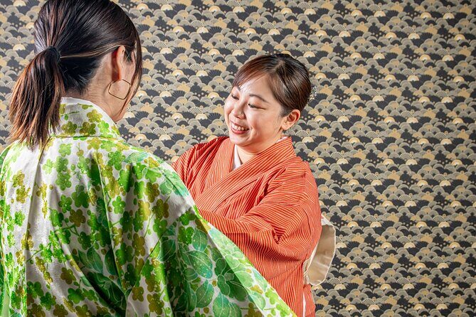 Osaka:Samurai Show & Experience with Halal Sukiyaki - Who Should Consider This Tour?