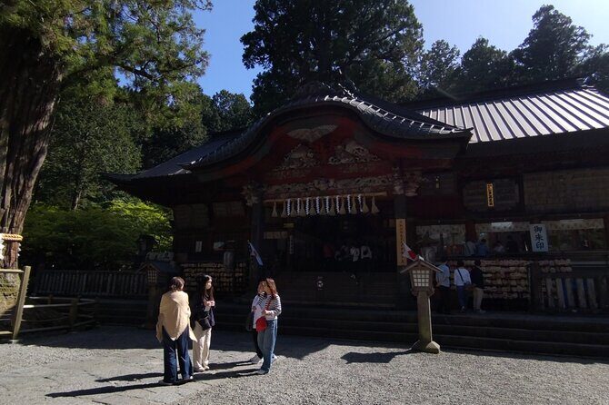 Oshino Hakkai and Kitaguchi Hongu Sengen Shrine Guided Tour-Van - Who Will Love This Tour?