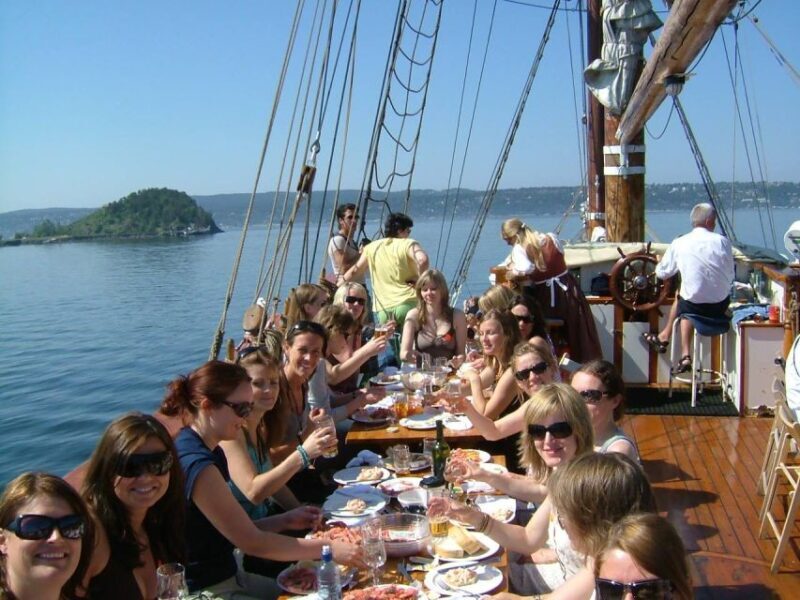 Oslo Fjord Evening Live Rock music cruise with Shrimp buffet - Key Points