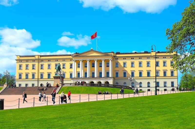Oslo: Guided Walking Tour of Central Oslo with Local Guide - Key Points