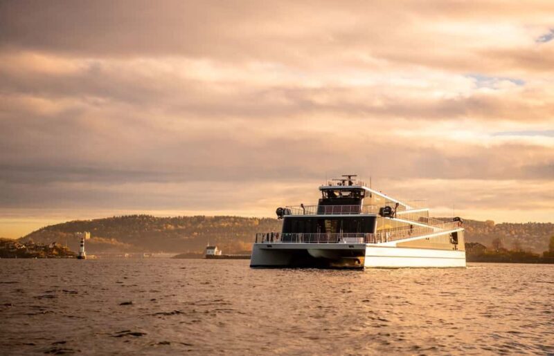 Oslo: New Year's Eve Cruise with DJ - Oslo: New Year’s Eve Cruise with DJ – A Joyful Way to Welcome the New Year