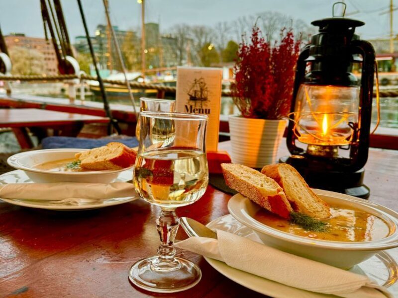Oslo: Skyline in Winter With Fish Soup Cruise - An Introduction to Oslo’s Evening Skyline by Boat