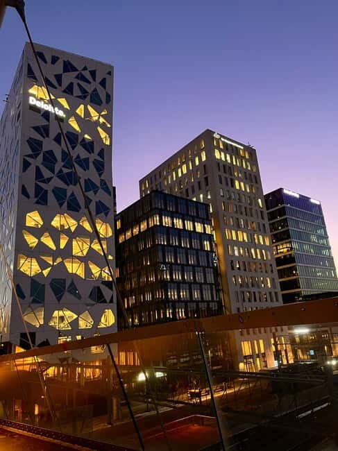 Oslo: Visit Iconic spots with Private Photographer - Who Will Love This Tour?