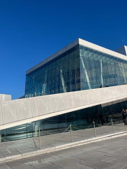 Oslo: Visit Iconic spots with Private Photographer - FAQ
