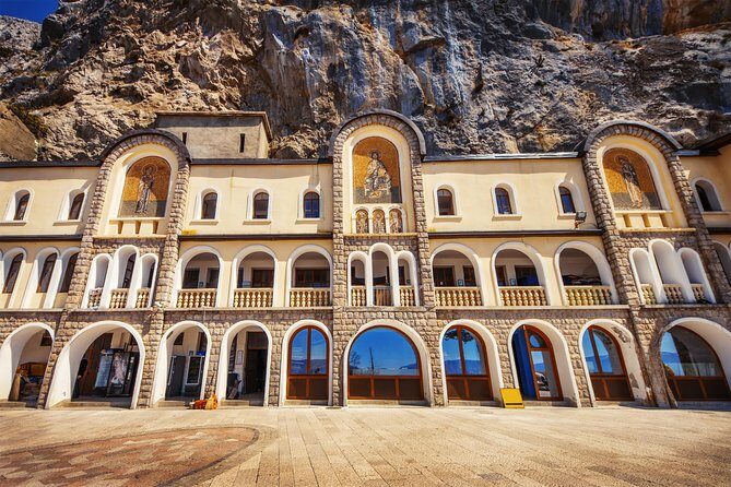 Ostrog monastery and Niagara waterfalls - FAQ