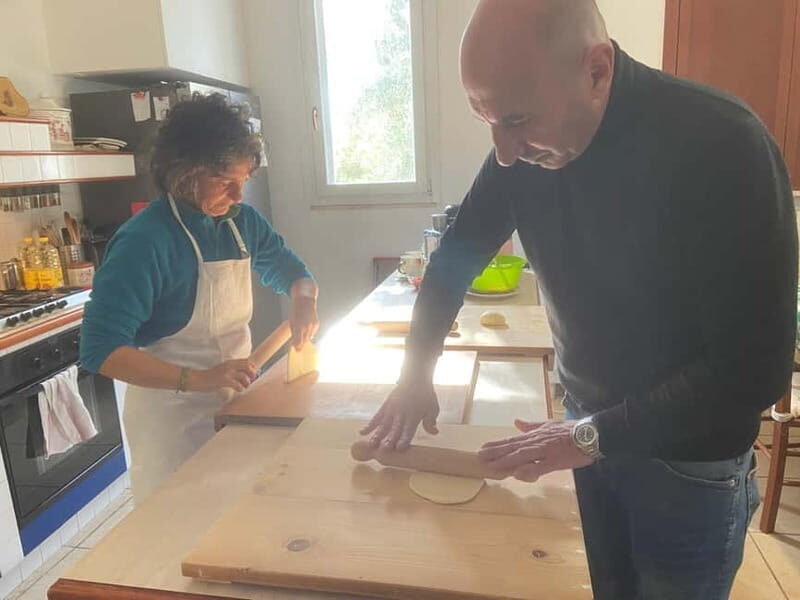 Ostuni: cooking class for fried panzerotti and puccitedde - An Authentic Pugliese Cooking Experience Near Ostuni