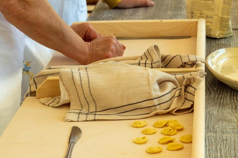 Ostuni: Orecchiette in a farmhouse - pasta making and tasting - Understanding the Value