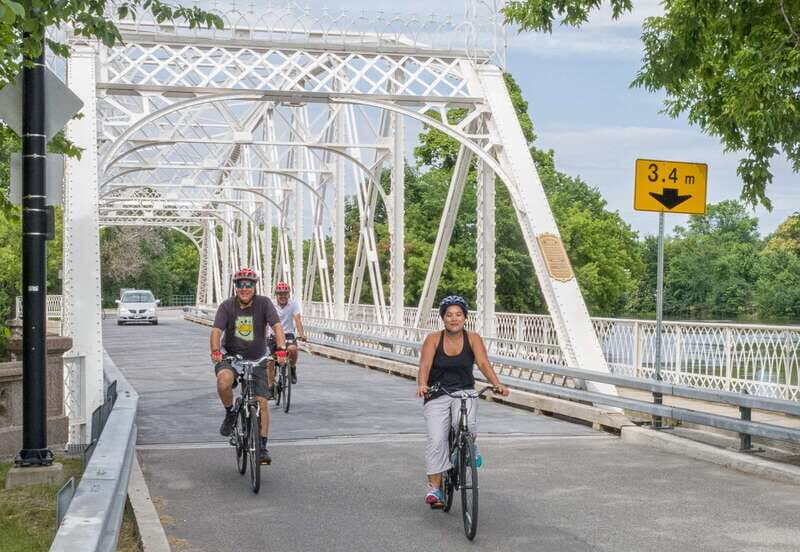 Ottawa: 4 or 8-Hour Bike Rental with Self-Guided Tour - The Price and Value