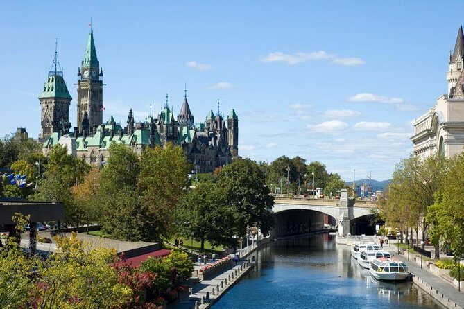 Ottawa City Tour by Land and Water - An In-Depth Look at the Tour
