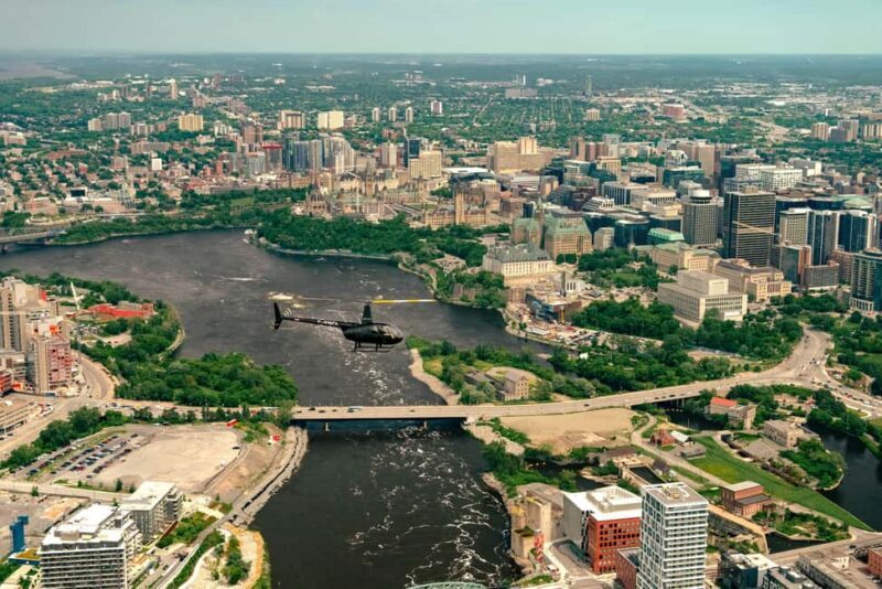 Ottawa: Panoramic helicopter flight (Gatineau Park + downtown) - FAQ