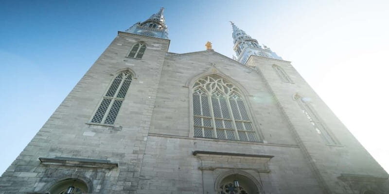 Ottawa: Small-Group Walking Tour with Boat Cruise - What the Experience Means for You