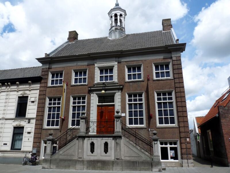 Oudenbosch: Guided City Walk - Practicalities and Value