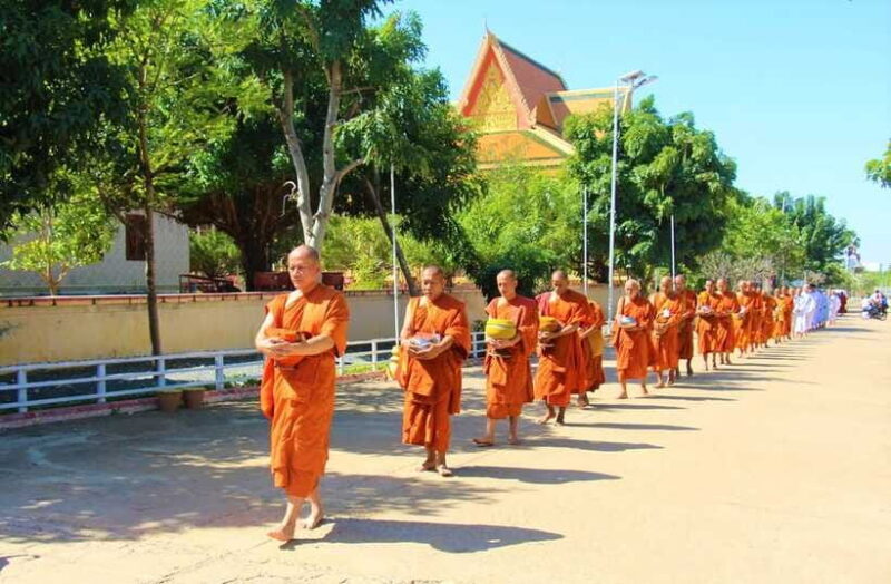 Oudong Mountain & Phnom Baset Private Tours from Phnom Penh - Summary and Who It’s Best For