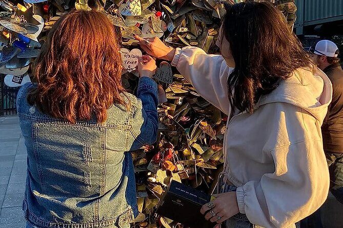 Outdoor Escape Room in New York City - Central Park - What’s included in the kit?