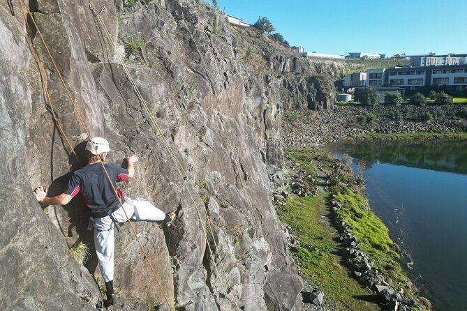 Outdoor Rock Climbing Auckland - Discovering the Outdoor Rock Climbing Experience in Auckland
